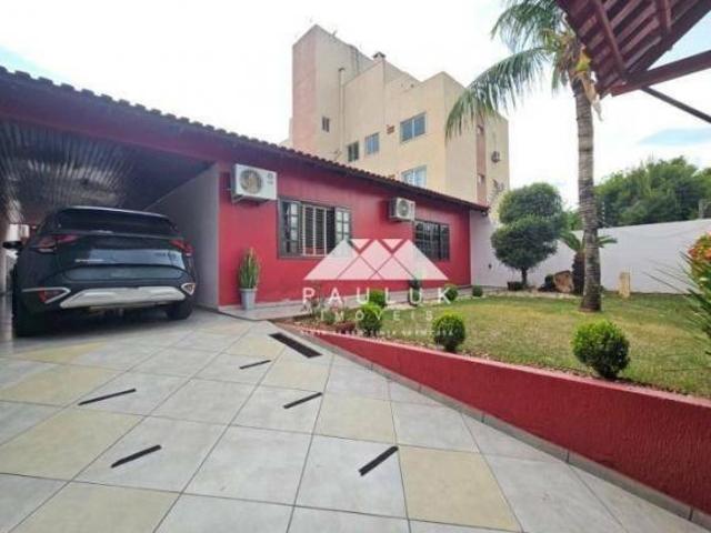 Casa com 4 dormitórios, sendo 1 suíte, à venda, 279 m² por R$ 1.300.000 Jardim Panorama Foz do