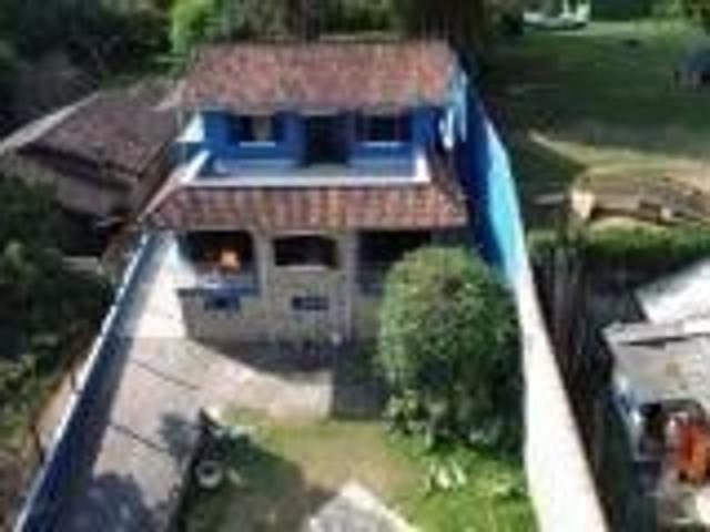 Casa com 4 dormitórios sendo 1 suíte na Serraa da Cantareira