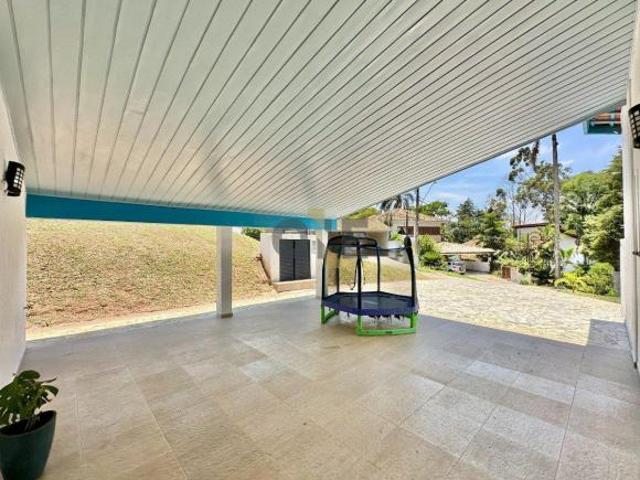 Casa com 4 dormitórios, sendo 1 suíte para venda Granja Viana Cotia SP