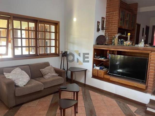 Casa com 4 dormitórios, sendo 1 suítes para venda Granja Viana Cotia/SP