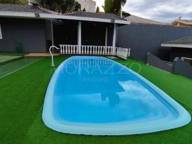 Casa com 4 dormitórios, sendo 2 suíte master, área total 1000 m², Venda por R$ 1.800.000,00, Condom