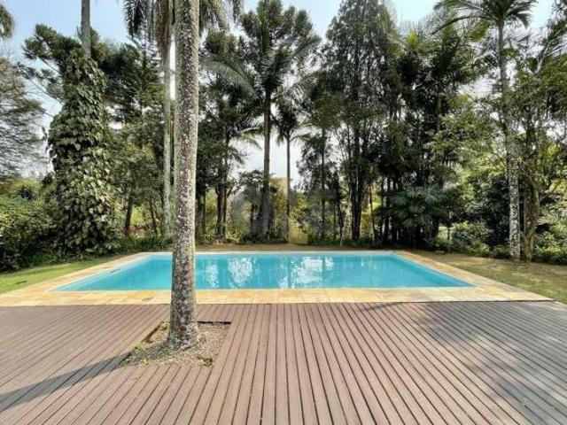Casa com 4 dormitórios, sendo 2 suíte para venda Granja Viana Cotia SP