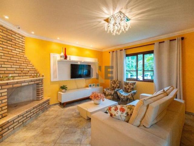 Casa com 4 dormitórios, sendo 2 suítes a venda Granja Viana Vargem Grande Paulista/SP