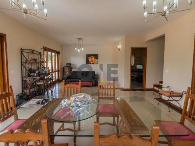 Casa com 4 dormitórios, sendo 2 suítes para venda Granja Viana Cotia/SP