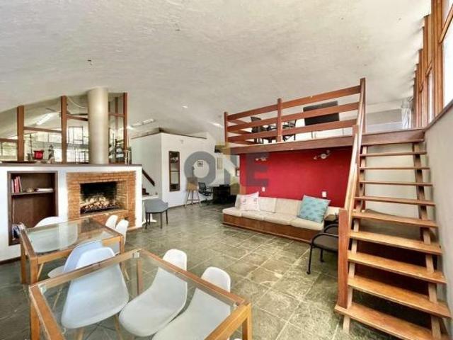 Casa com 4 dormitórios, sendo 2 suítes para venda ou locação Granja Viana Cotia SP