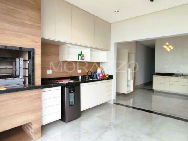 Casa com 4 dormitórios, sendo 3 suíte com closet, área total 545 m², Venda por R$ 1.650.000,00, Con