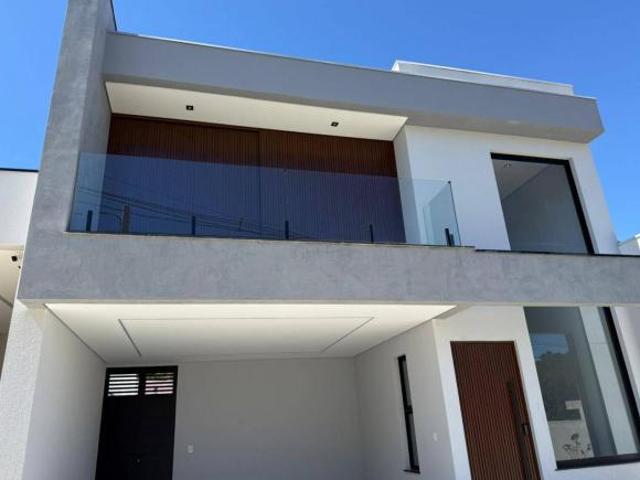 Casa com 4 dormitórios, sendo 3 suítes à venda no Cond Vila Giardino