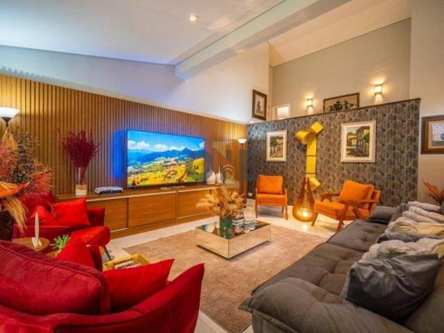 Casa com 4 dormitórios, sendo 3 suítes para venda Granja Viana Cotia SP