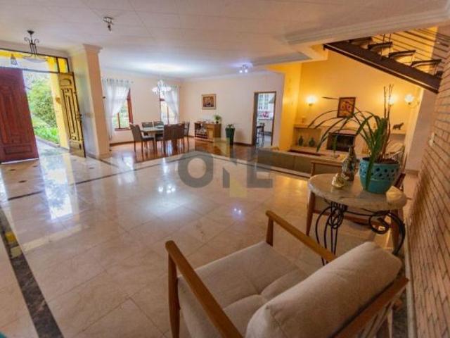 Casa com 4 dormitórios, sendo 4 suítes à venda Granja Viana Cotia/SP