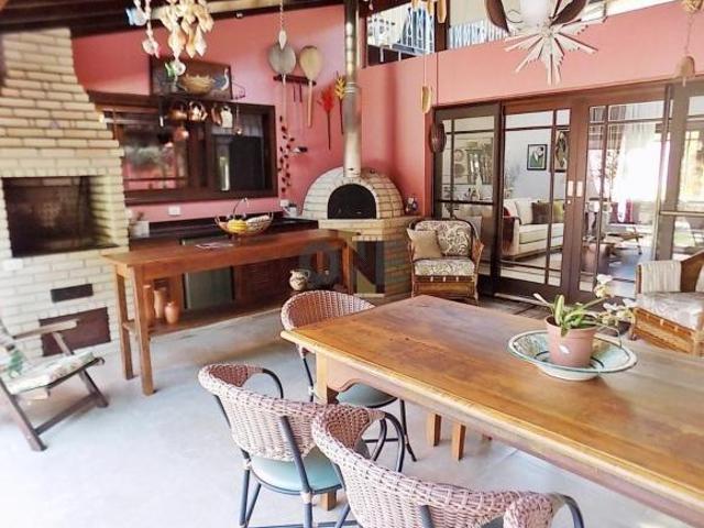 Casa com 4 dormitórios, sendo 4 suítes para venda Granja Viana Cotia SP