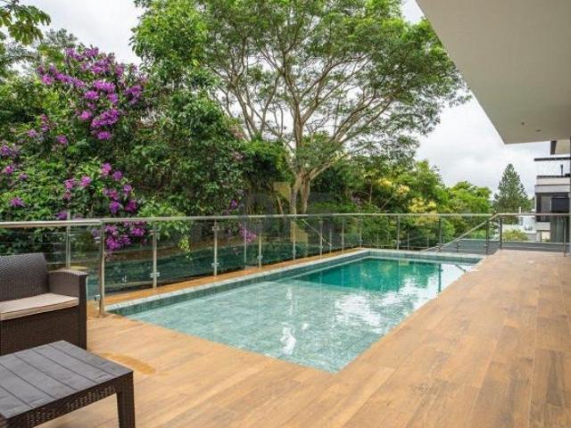 Casa com 4 dormitórios, sendo 4 suítes para venda Granja Viana Cotia SP