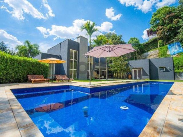 Casa com 4 dormitórios, sendo 4 suítes para venda Granja Viana Cotia SP