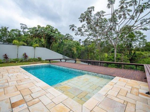 Casa com 4 dormitórios, sendo 4 suítes para venda Granja Viana Cotia/SP
