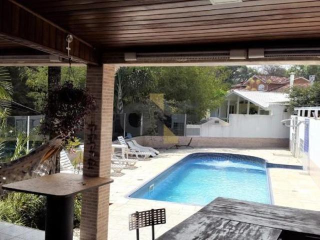 Casa com 4 dormitórios, sendo 4 suítes para venda Granja Viana Cotia/SP