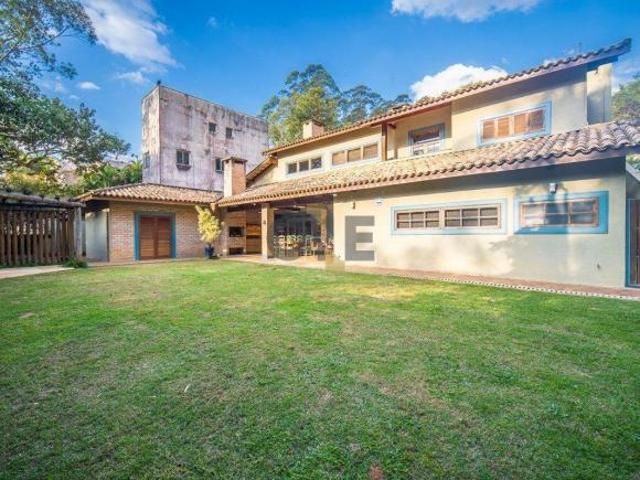 Casa com 4 dormitórios, sendo 4 suítes para venda Granja Viana Embu das Artes/SP