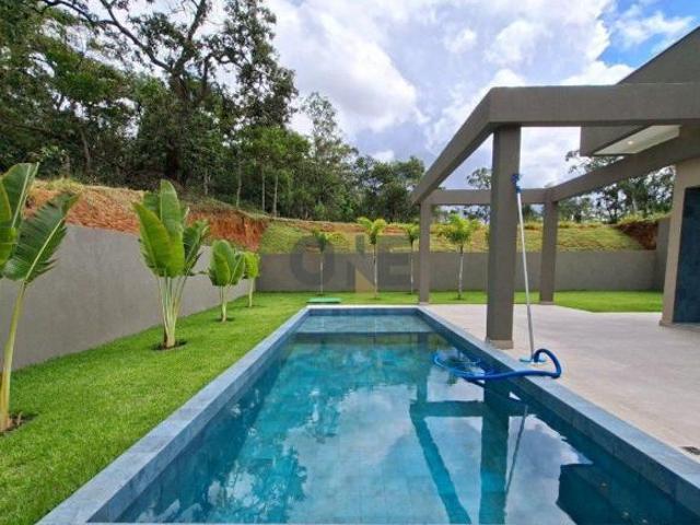 Casa com 4 dormitórios, sendo 4 suítes para venda Jandira SP