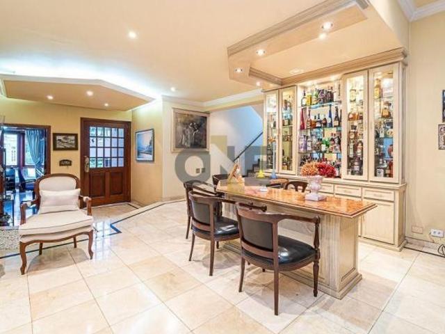 Casa com 4 dormitórios, sendo 4 suítes para venda ou locação Barueri SP