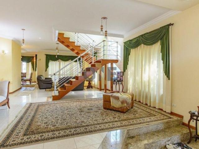 Casa com 4 dormitórios, sendo 4 suítes para venda ou locação Granja Viana Cotia SP