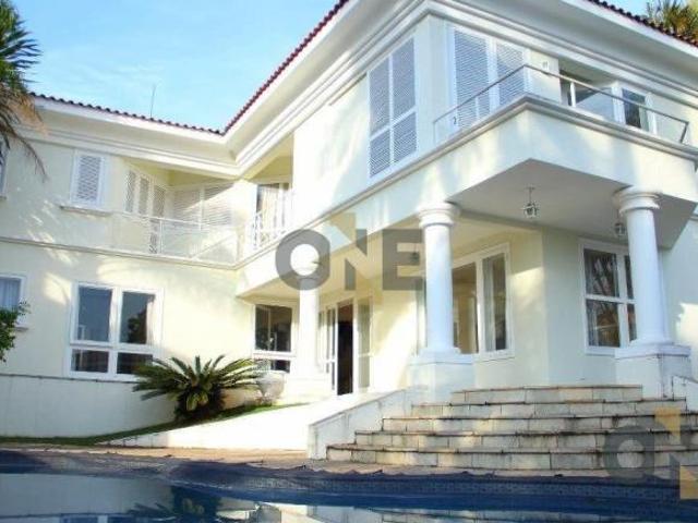 Casa com 4 dormitórios, sendo 4 suítes para venda na região Granja Viana Cotia