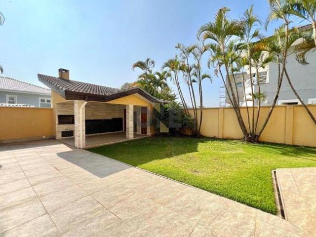 Casa com 4 dormitórios, sendo 4 suítes para venda Santana de Parnaíba SP