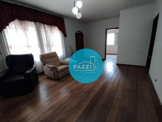 Casa com 4 dormitórios 1 suite à venda, 160 m² por R$ 800.000 Santa Ângela Poços de Caldas/MG