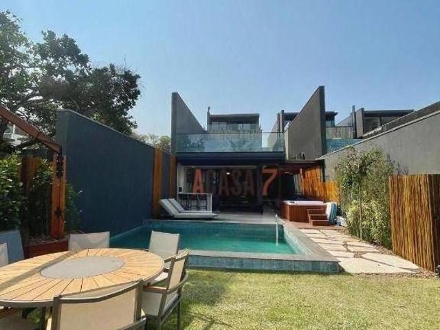 Casa com 4 dormitórios, 260 m² venda ou aluguel Camburi São Sebastião/SP