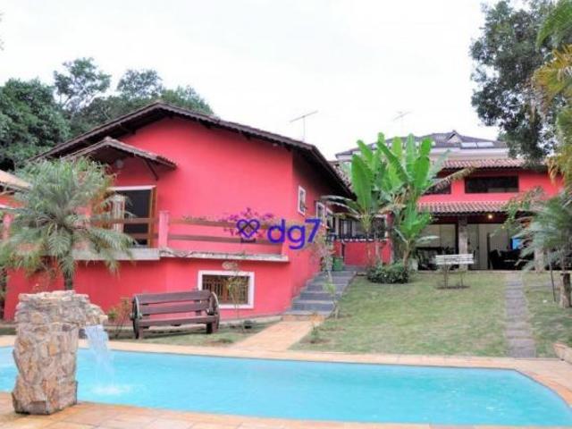Casa com 4 dormitórios, 2 suítes à venda, 3.440 m² por R$ 3.600.000 Vila Verde