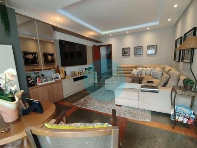 Casa com 4 dormitórios 2 suítes à venda, 410 m² por R$ 2.300.000 Parque Vivaldi Leite Ribeiro