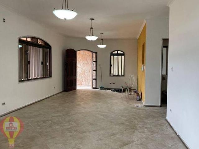 Casa com 4 dormitórios, 375 m² venda por R$ 850.000,00 ou aluguel por R$ 5.500,00/mês Altos do T
