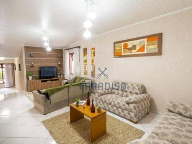 Casa com 4 dormitórios 320m² à venda