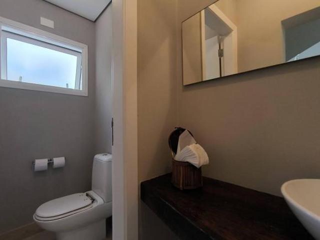 Casa com 4 dormitórios | 4 suítes |6 vagas | 504 m²| Riviera