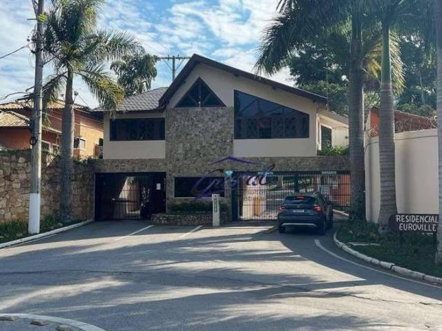 Casa com 4 dormitórios, 503 m² por R$ 1.800.000 Residencial Euroville Carapicuíba/SP