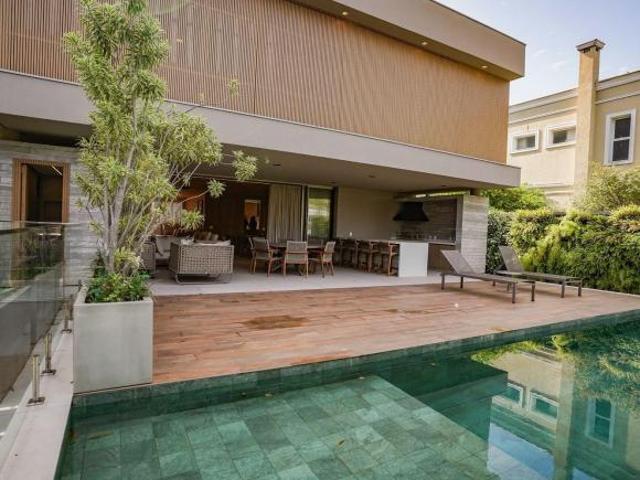 Casa com 4 dormitórios, 622 m² venda por R$ 10.760.000,00 ou aluguel por R$ 101.490,50/mês Alpha