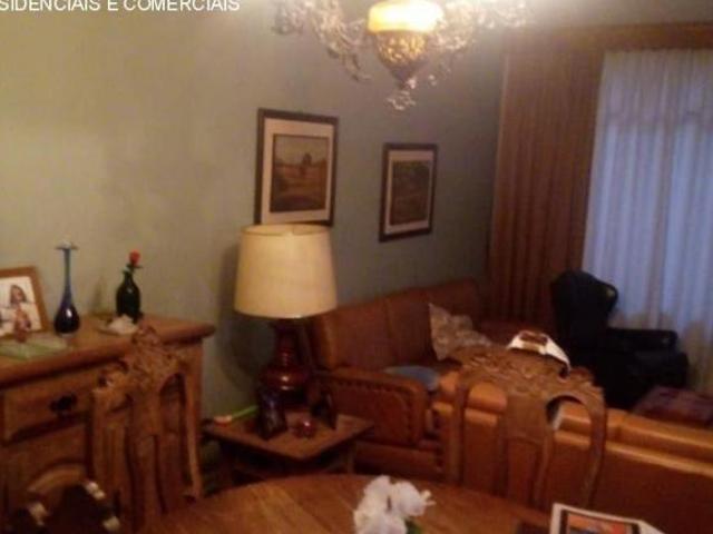 Casa com 4 dormitórios 6 vagas a venda no Jabaquara
