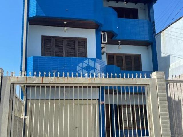 Casa com 4 Dormitórios/quartos linda vista no Partenon