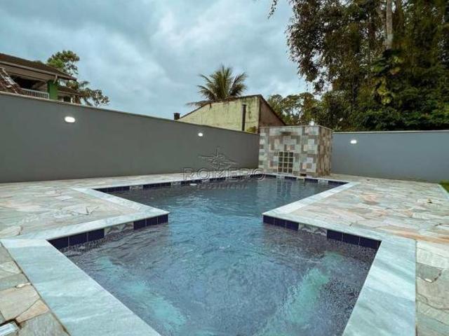 Casa com 4 dorms, Praia da Lagoinha, Ubatuba R$ 2.2 mi, Cod: 2241