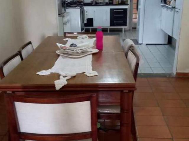Casa com 4 dorms, Vila Brasileira, Mogi das Cruzes R$ 690 mil, Cod: 3608