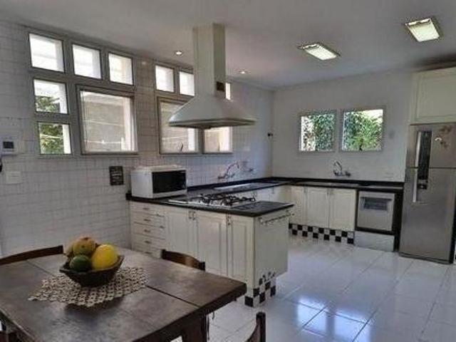 casa com 4 dorms, 2 suites e 4 vagas no alto do pinheiros