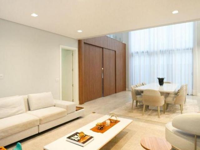 Casa com 4 habitaciones e 454 m² à venda em Alphaville Gênesis 2