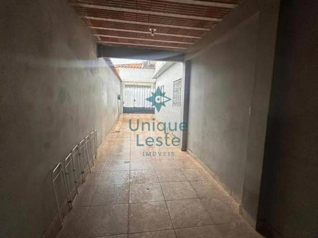 Casa com 4 quartos, 3 vagas no bairro Taquaril