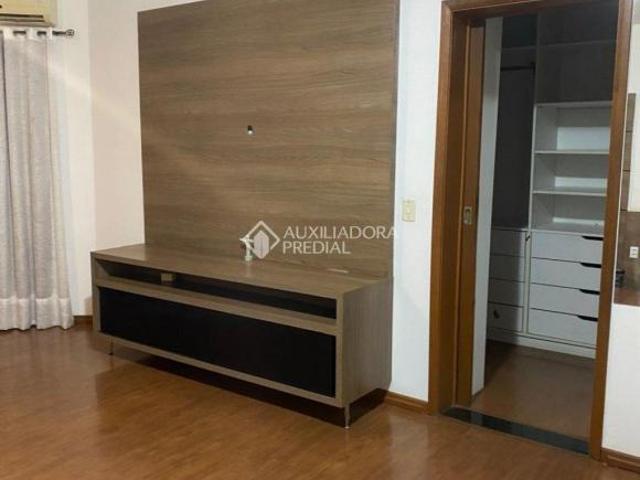 Casa com 4 quartos, 3 suítes, 6 vagas em Viamópolis Viamão RS
