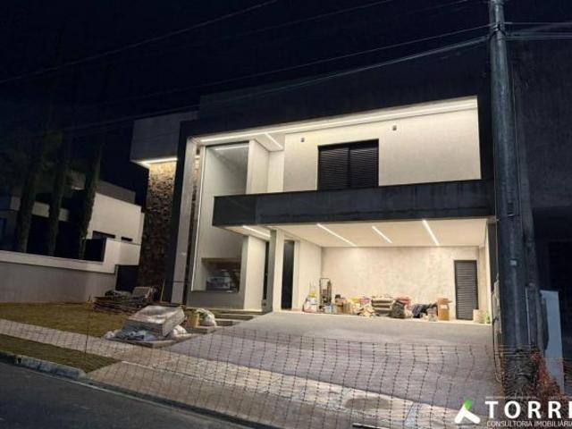 Casa com 4 Quartos 3 Suítes à venda Parque Esplanada Votorantim/SP