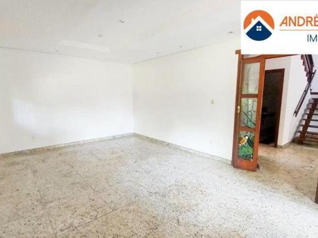 Casa com 4 quartos, 04 suites e closet à venda, 400 m² por R$ 2.400.000 Pampulha Belo Horizonte/