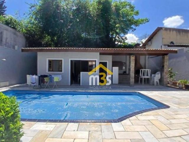Casa com 4 quartos, 2 suítes, 4 vagas, 302 m² à venda por R$ 1.800.000,00 Nova Higienópolis Jand