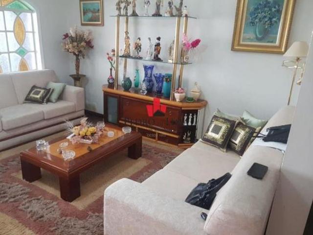 Casa com 4 quartos 2 Suítes na Vila Gomes Cardim