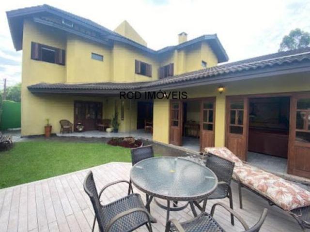 Casa com 4 quartos, 310 m² à venda em Parque dos Príncipes