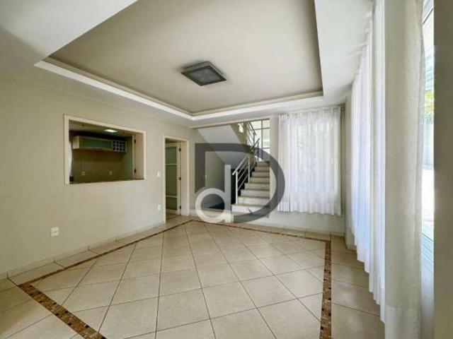 Casa com 4 quartos, 322 m² venda por R$ 2.200.000 ou aluguel por R$ 12.442/mês Condomínio Alpes