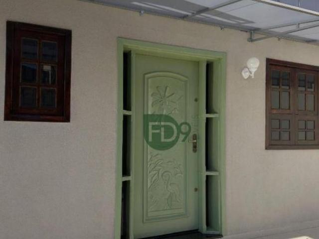 Casa com 4 quartos, 342 m² venda por R$ 1.350.000 ou aluguel por R$ 6.000/mês Vila Santa Maria