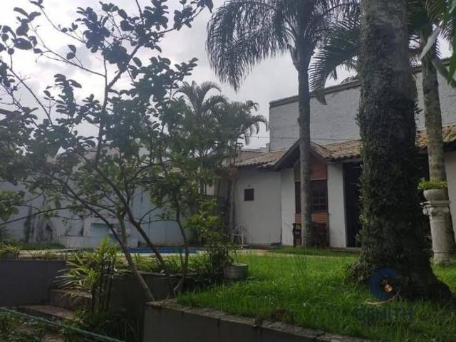Casa com 4 quartos, 350 m², à venda por R$ 1.270.000