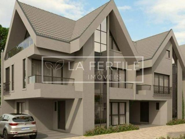Casa com 4 Quartos, 4 Suítes, 204M², à Venda por R$ 2.447.000,00 Ahú, Curitiba Pr